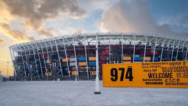 974 Containerstadion in Katar Redaktionelles Stockfoto - Bild von ...