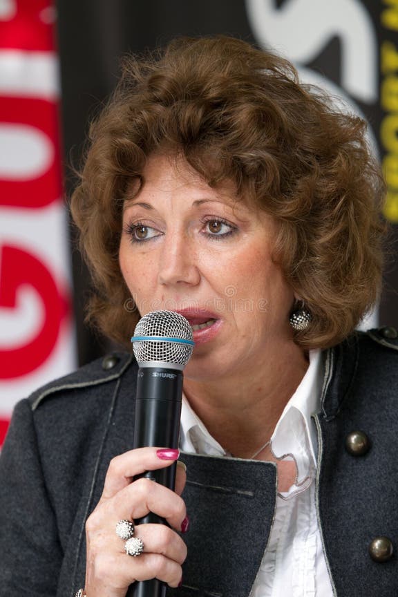 Doina Melinte editorial photography. Image of doina, athlete - 25542292