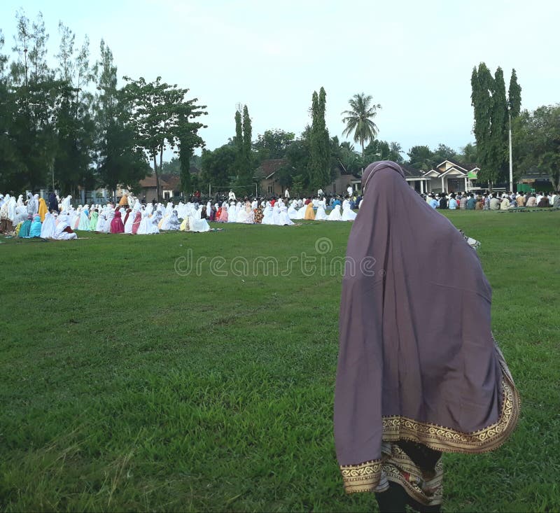 Doing the Islamic Religious Eid Editorial Photography - Image of ...