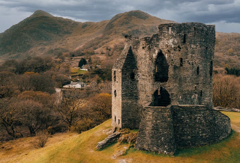 Dolbadarn Castle â in Llanberis, North Wales Stock Photo - Image of ...