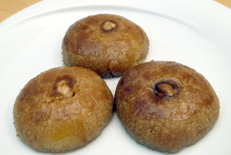 Baklava dolce turco immagine stock. Immagine di tabella - 184236881