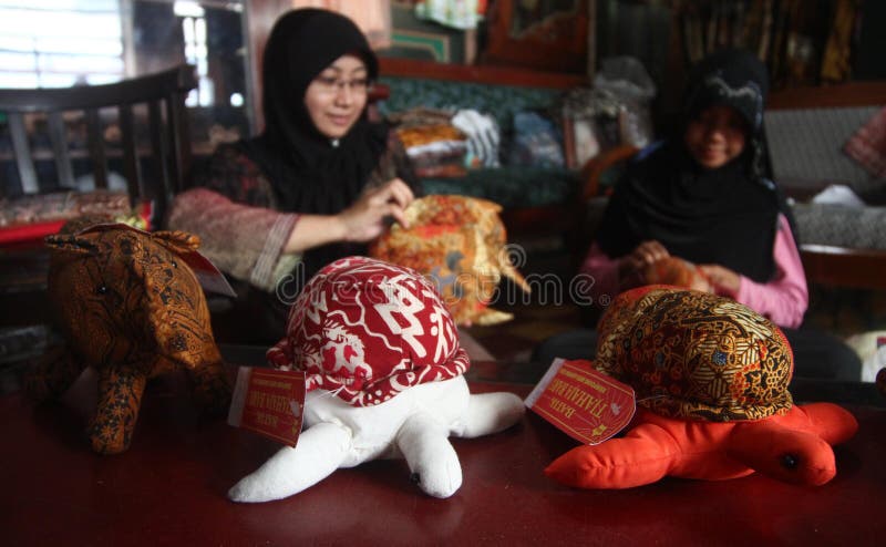 Batik doll editorial stock image. Image of indonesia - 33903439