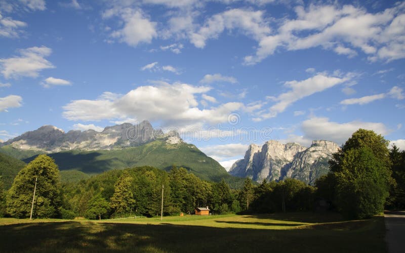Dolomia (Dolomiti): Agner E Pale Di San Lucano Immagine Stock ...