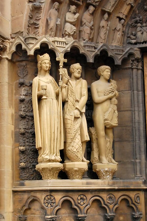 Statues at Cologne Cathedral Stock Photo - Image of cathedral, cologne ...