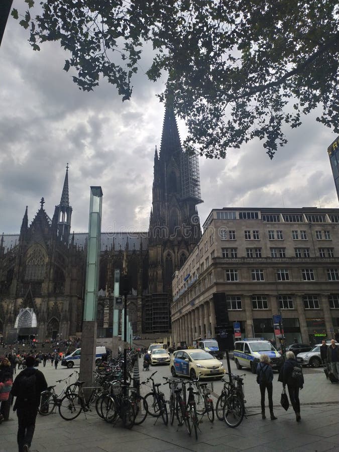 Dom koln editorial stock photo. Image of koln, bahnhof - 161264973