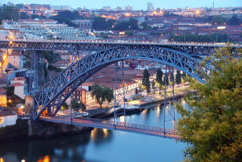 Dom Luis Bridge (Ponte Luis I) a Oporto Immagine Stock - Immagine di ...