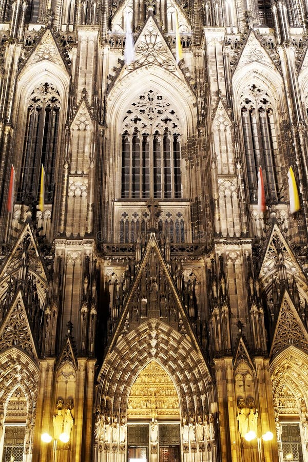 Dom van Koln, Duitsland stock foto. Image of sinaasappel - 17477252