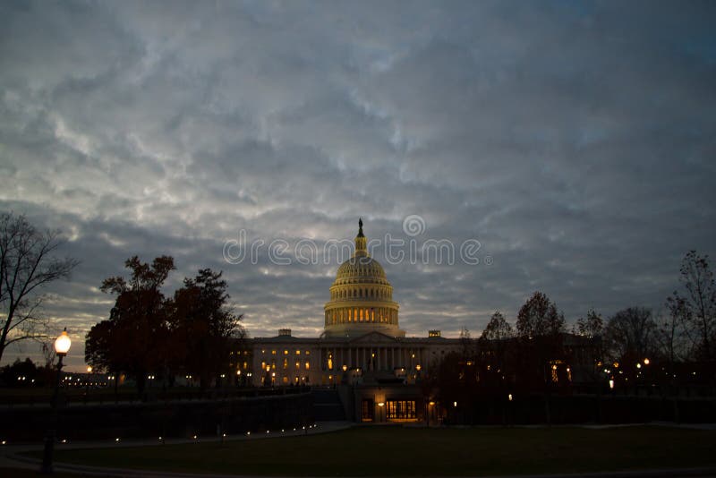 US Capital Building at Sunset Editorial Photography - Image of building ...