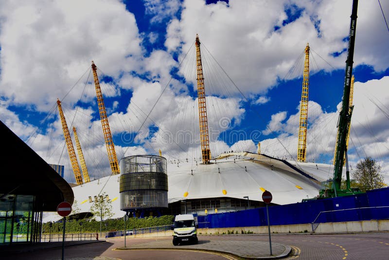 The dome London O2 arena editorial stock photo. Image of bungle - 145967543