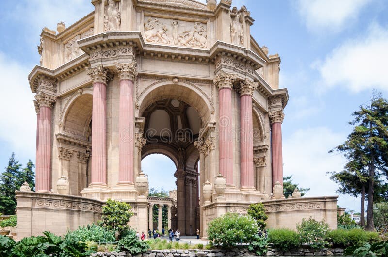 Dome of Palace of Fine Arts Editorial Stock Image - Image of large ...