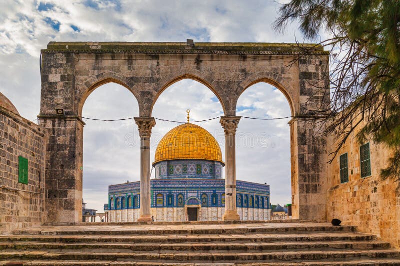The Dome of the Rock on Temple Mount in Jerusalem, Israel Editorial ...