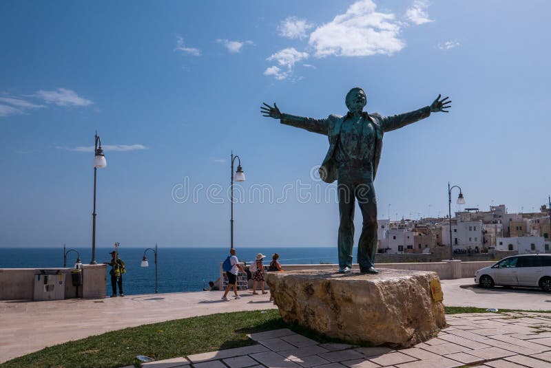 Domenico Modugno Statue in Polignano a Mare Editorial Photography ...