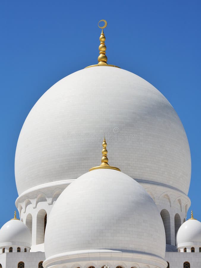 Domes of Sheikh Zayed Mosque in Abu Dhabi Stock Photo - Image of marble ...