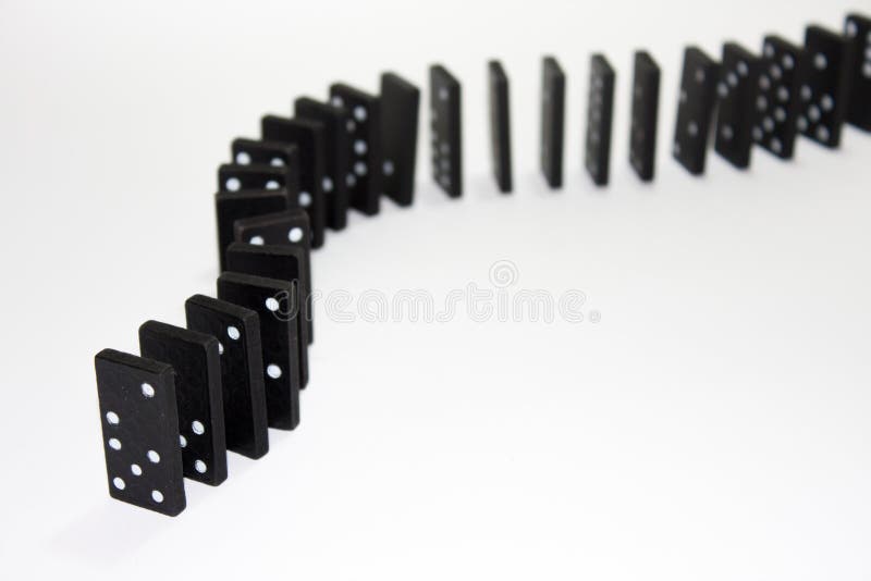 Domino's in de rij stock afbeelding. Image of symbool - 47585883