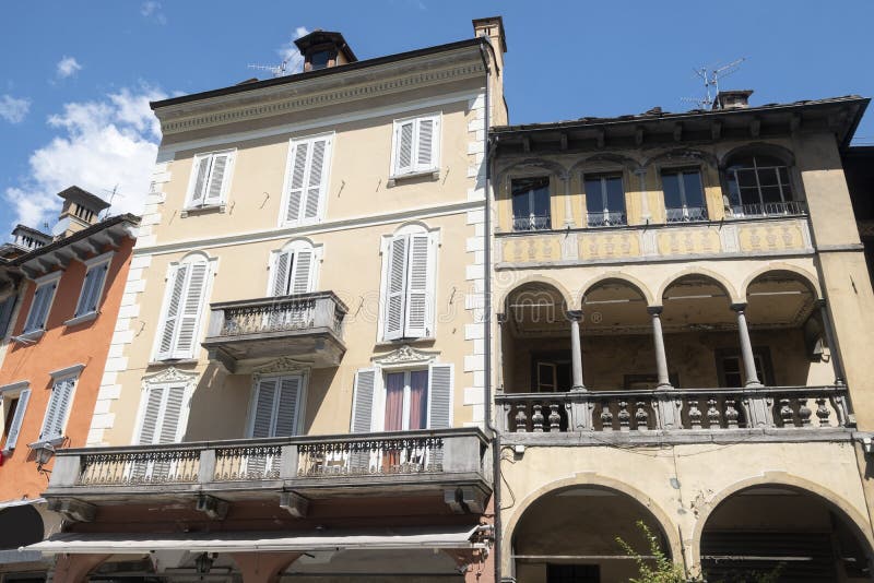 Domodossola, Piemonte, Italia: Monumenti Storici Immagine Stock ...