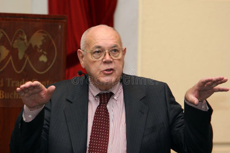 Don Edward Schultz editorial stock image. Image of gesticulation - 24932794