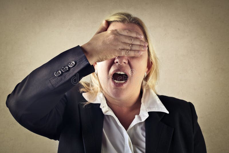 Donna disperata immagine stock. Immagine di ragazza, latino - 10476543