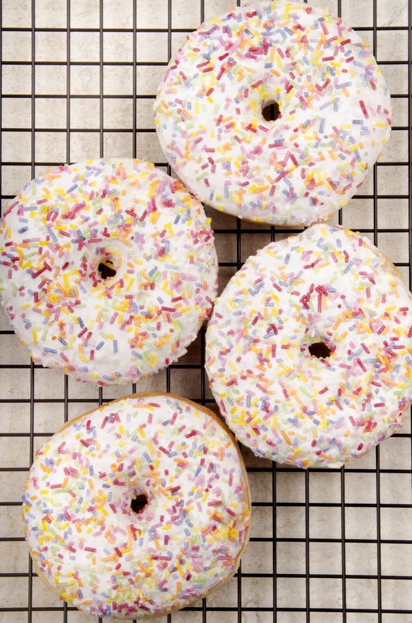 Donut Colorful Sprinkles Cooling Rack Stock Photos - Free & Royalty ...