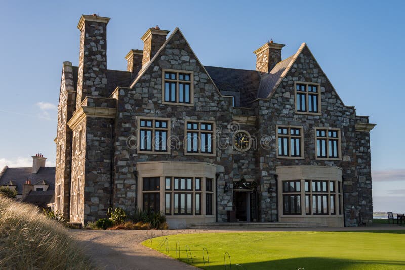 Doonbeg, Ireland - December 28th 2016: Donald Trump International Golf ...
