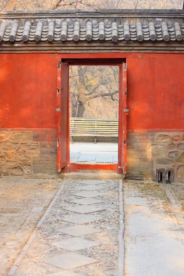 Temple Passage stock image. Image of religion, oriental - 4513037