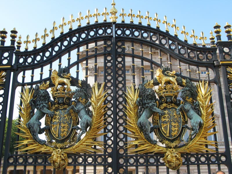 The Door of Buckingham Palace, London Stock Photo - Image of england ...