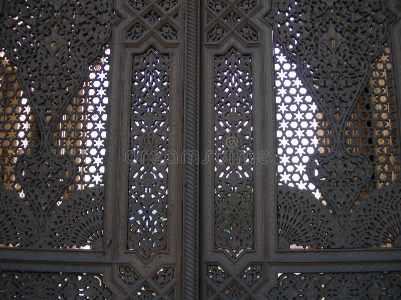 Door Decor at a Mosque Entry Stock Image - Image of byzantine, door ...