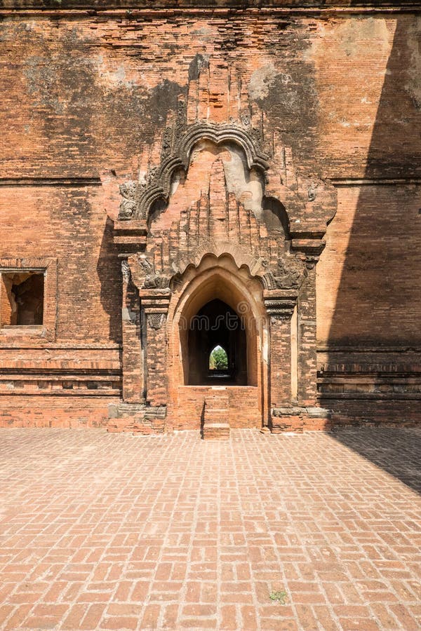 Door Temples in Bagan, Myanmar Stock Photo - Image of beautiful ...
