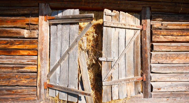 Door of a Traditional Romanian Barn Stock Image - Image of cabin, roof ...