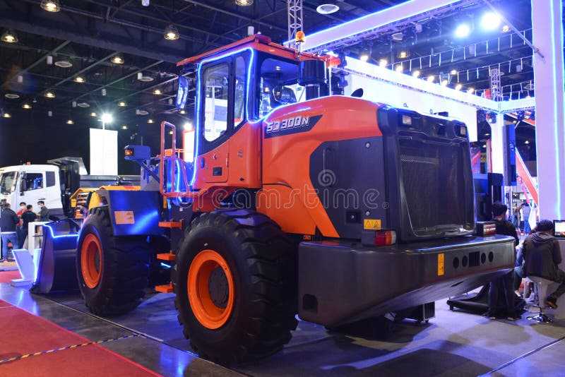 Doosan Wheel Loader at Philconstruct in Pasay, Philippines Editorial ...