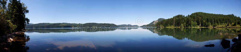 Dorena Reservoir panorama stock image. Image of forest - 25729663