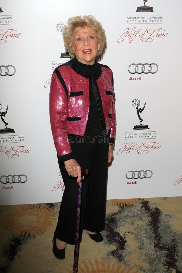 Doris Singleton editorial photo. Image of beverly, arrives - 23751616