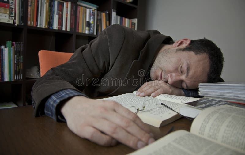 Dormido imagen de archivo. Imagen de profesor, lectura - 19525843