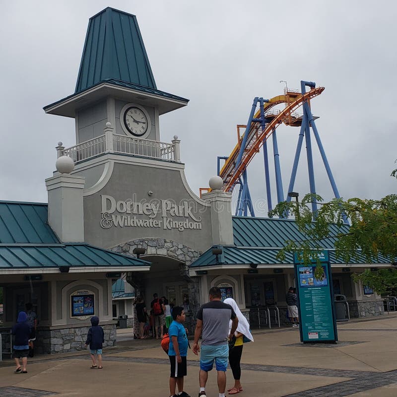 Dorney Park editorial photo. Image of park, dorney, amusement - 129882286