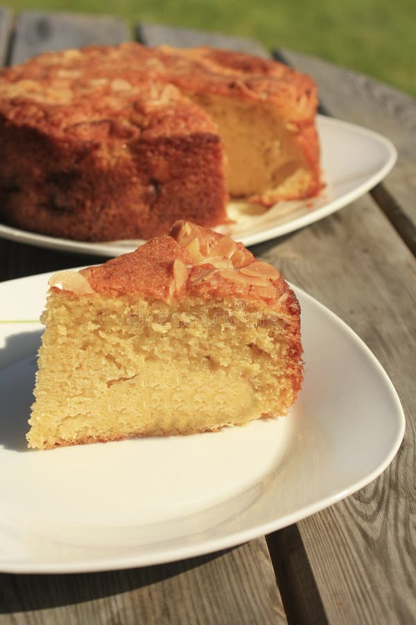 Dorset apple cake sliced stock image. Image of traditional - 10551781