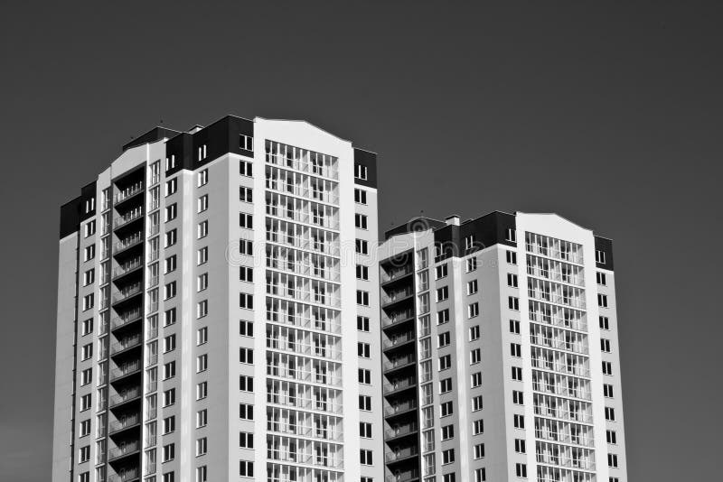 Dos Edificios Residenciales En Blanco Y Negro Foto de archivo - Imagen ...