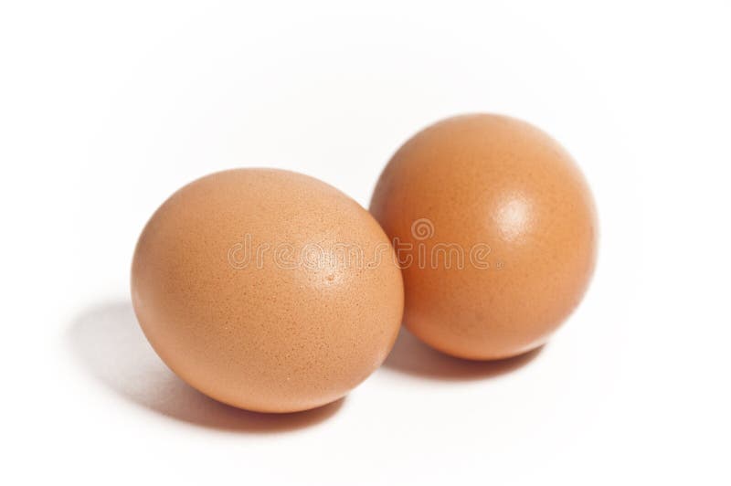 Dos huevos aislados foto de archivo. Imagen de fondo - 15601498