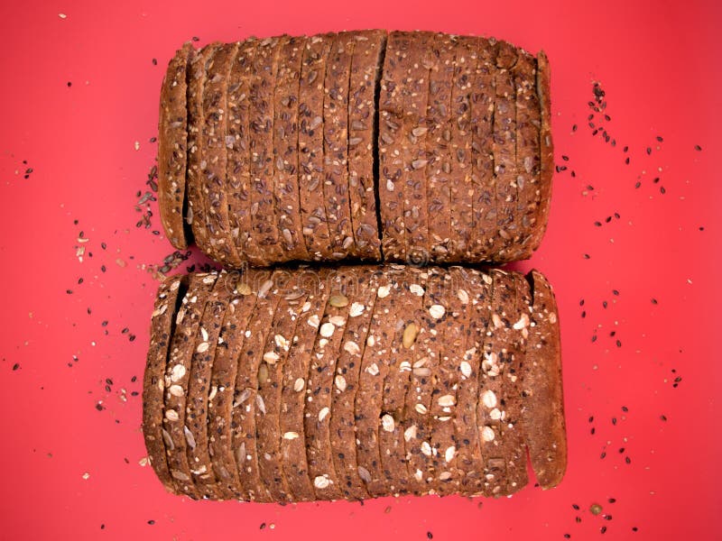 Dos panes de pan foto de archivo. Imagen de rojo, germen - 160599706