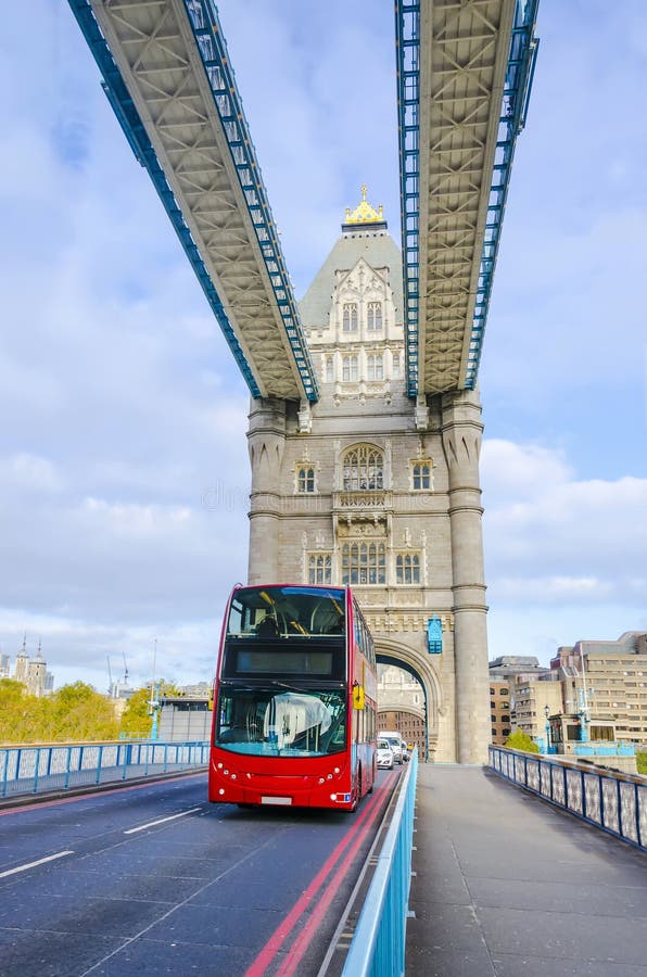 Double Decker Bus on Tower Bridge Editorial Image - Image of beautiful ...