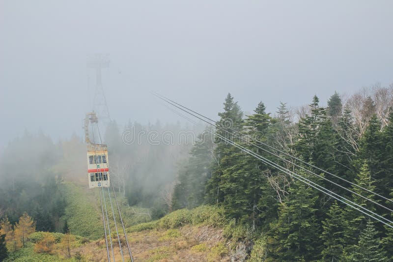 31 Oct 2013 Double Decker Ropeway, the Ropeway in Shinhotaka Mountain ...
