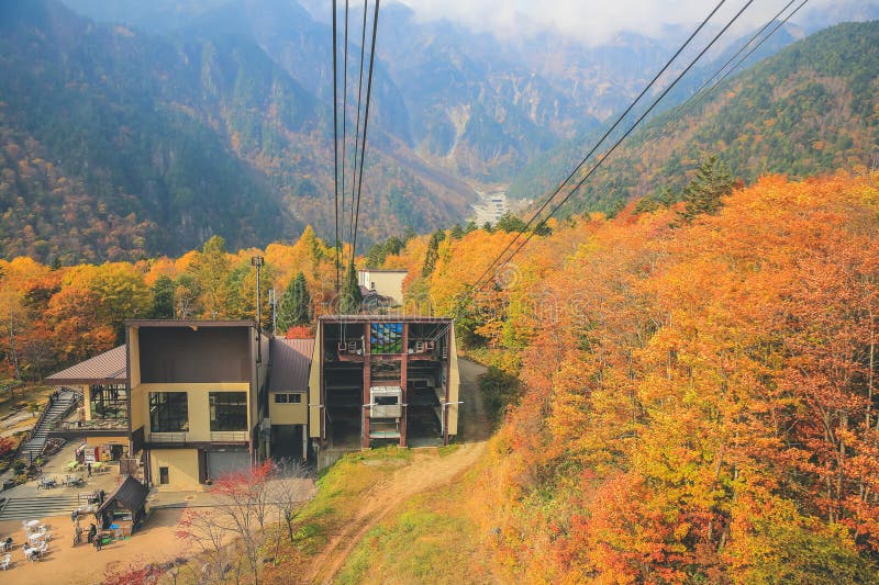 31 Oct 2013 Double Decker Ropeway, the Ropeway in Shinhotaka Mountain ...