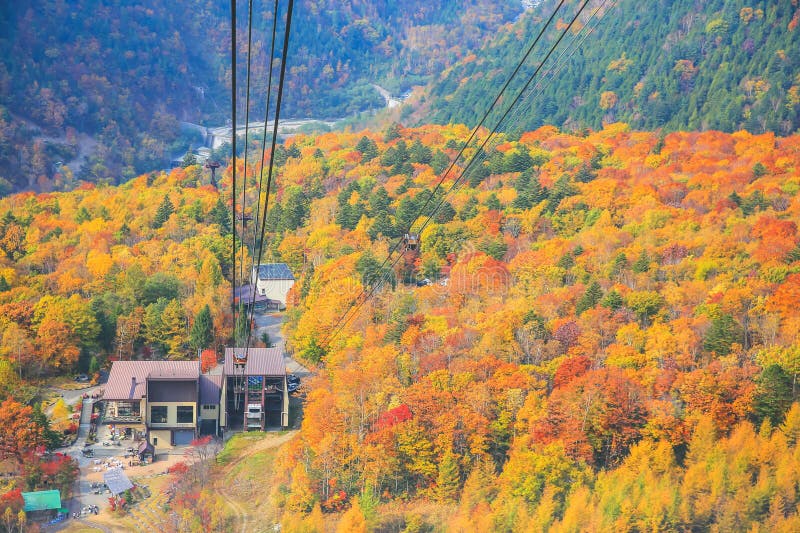 31 Oct 2013 Double Decker Ropeway, the Ropeway in Shinhotaka Mountain ...