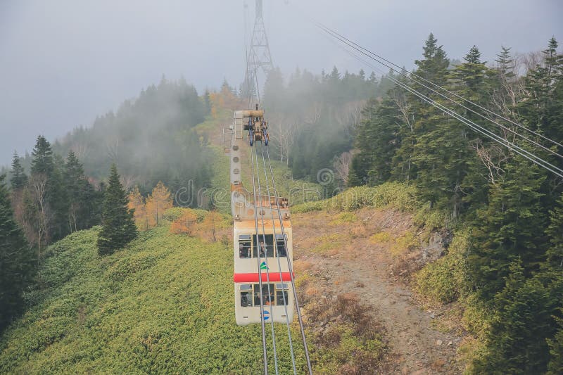 31 Oct 2013 Double Decker Ropeway, the Ropeway in Shinhotaka Mountain ...
