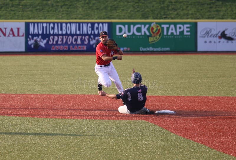 Double play Baseball editorial image. Image of competitor - 50760180