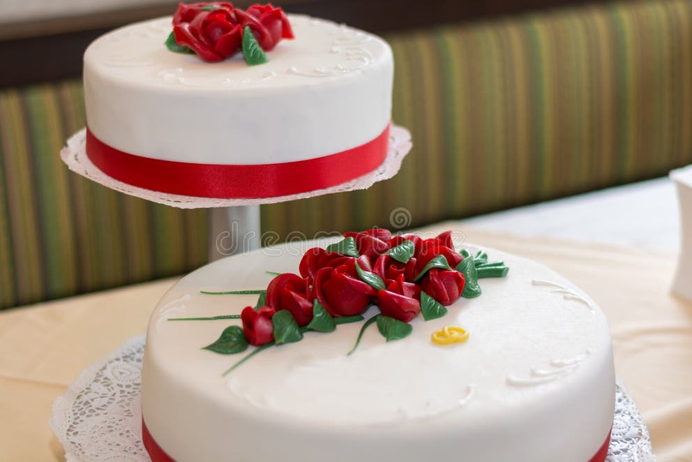 Double wedding cake stock image. Image of torte, beauty - 73311373