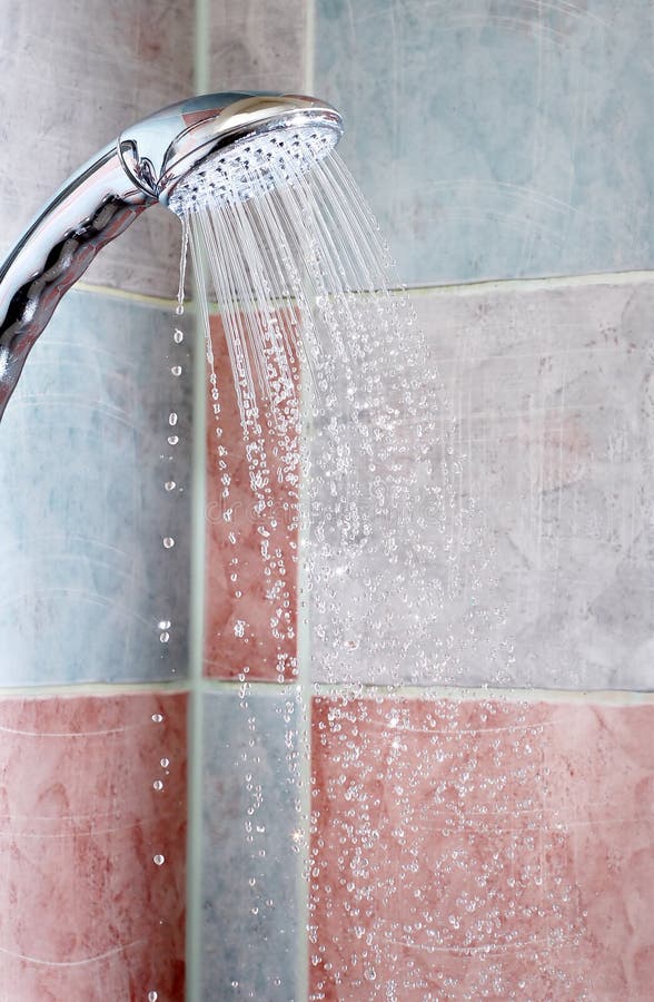 Douche image stock. Image du intérieur, détente, bleu - 2140127