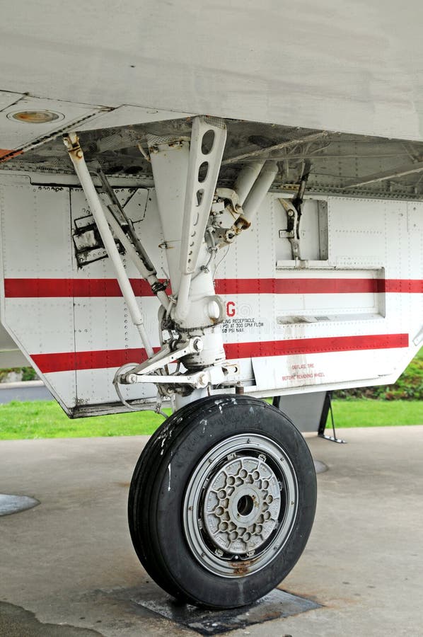 Douglas F5d Skylancer Main Landing Gear Stock Image - Image of landing ...