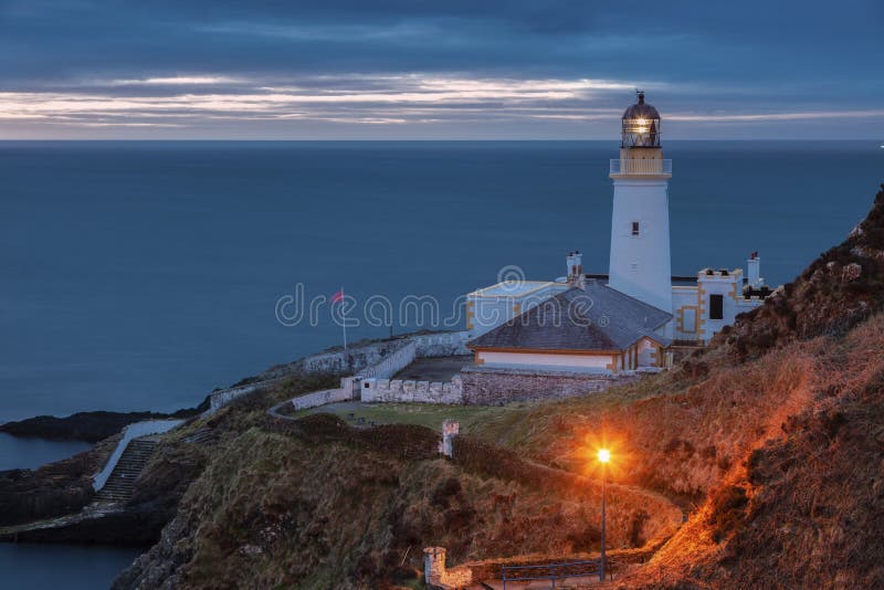 Douglas Head Lighthouse stock image. Image of dusk, head - 138370369