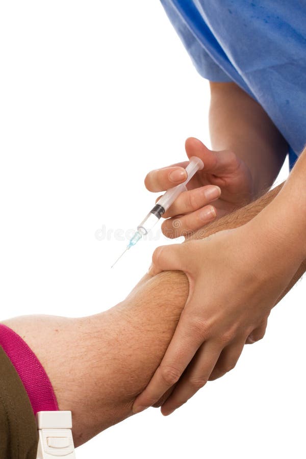 Doutor Que Injeta O Paciente Com Drogas Intravenosas Foto de Stock ...