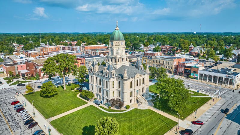Downtown Aerial View of Columbia City Courthouse and Shops Editorial ...