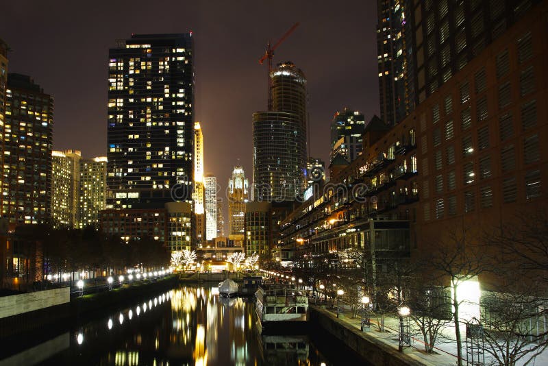 Winter Scene Downtown Chicago Night Stock Images - Download 82 Royalty ...